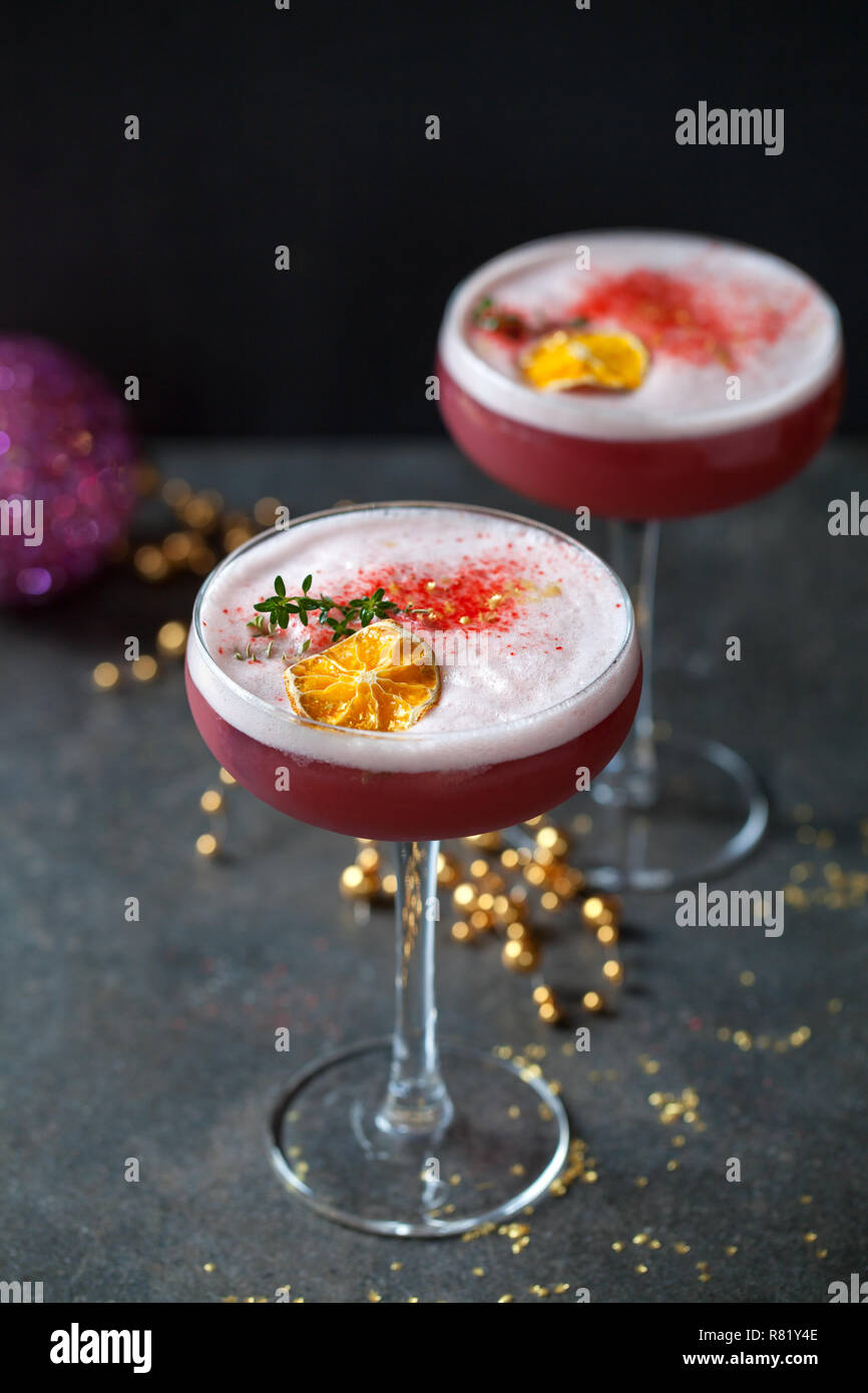 Christmas raspberry cocktail Stock Photo - Alamy