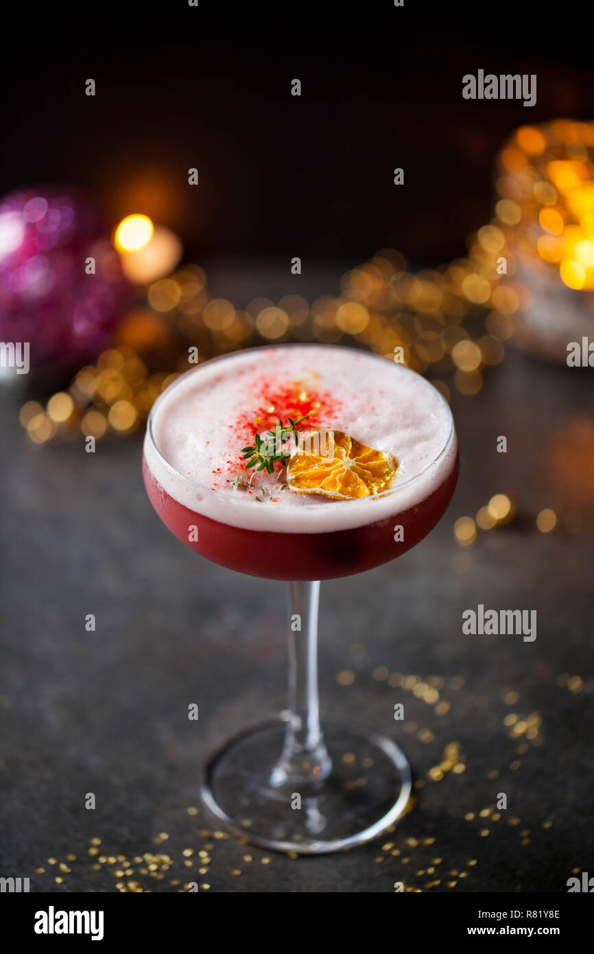 Christmas raspberry cocktail Stock Photo - Alamy