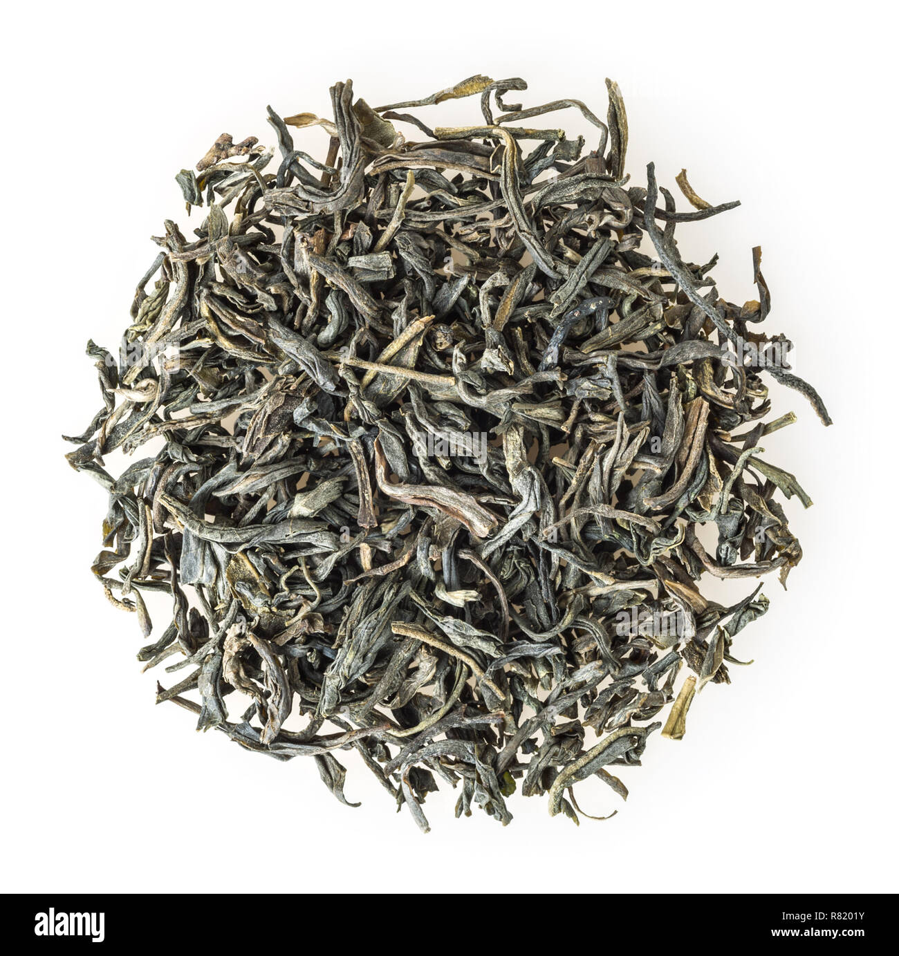 Heap of green tea isolated on white background Stock Photo - Alamy