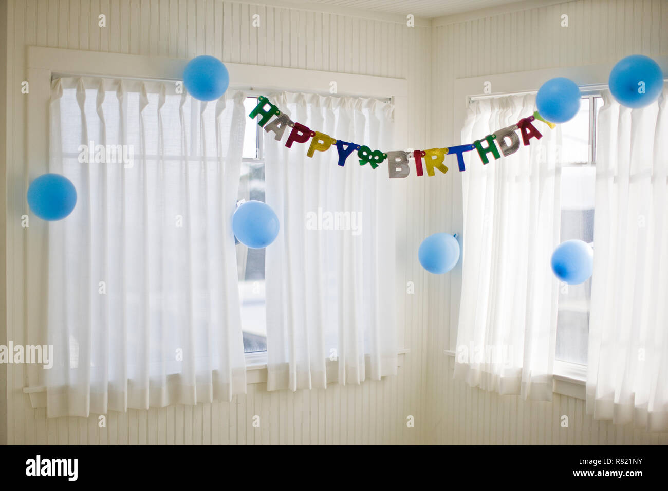 A room decorated for a birthday party Stock Photo - Alamy