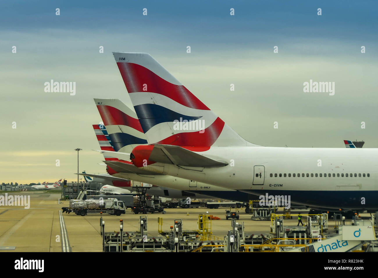 Ba british airways plane hi-res stock photography and images - Alamy
