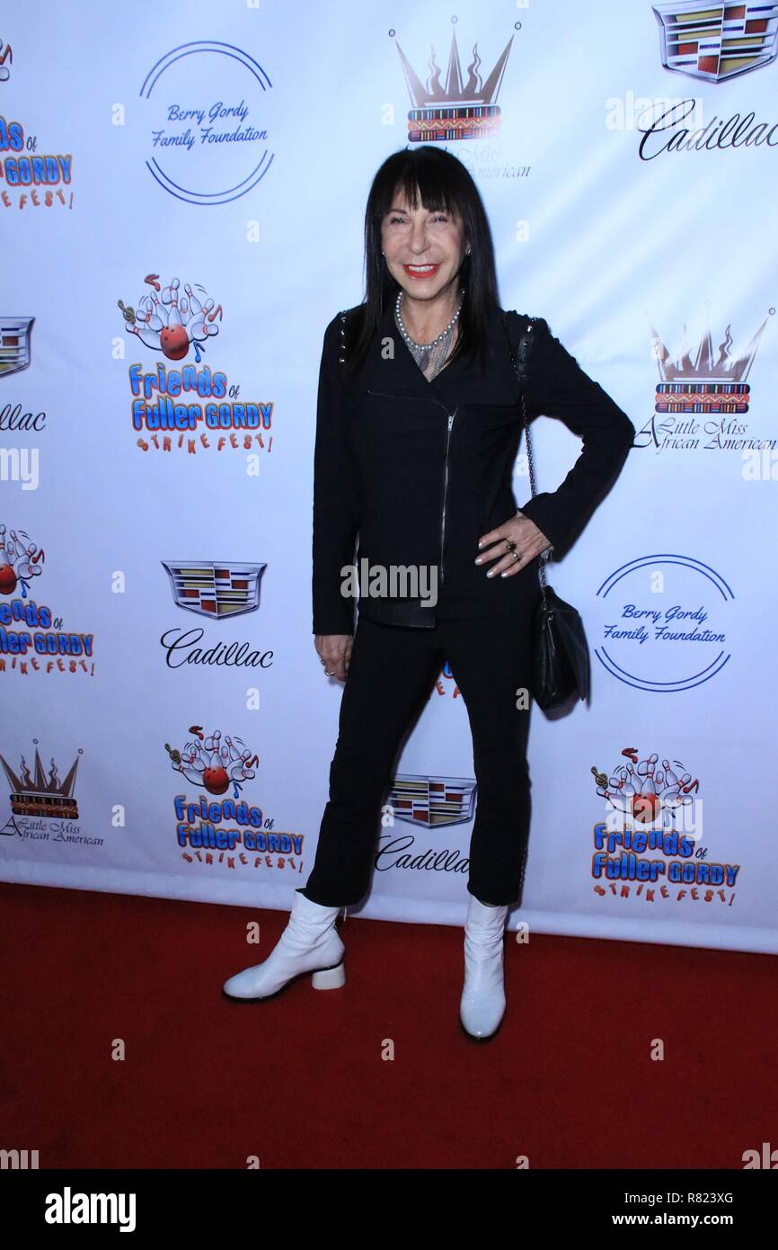 Ava kaufman hi-res stock photography and images - Alamy