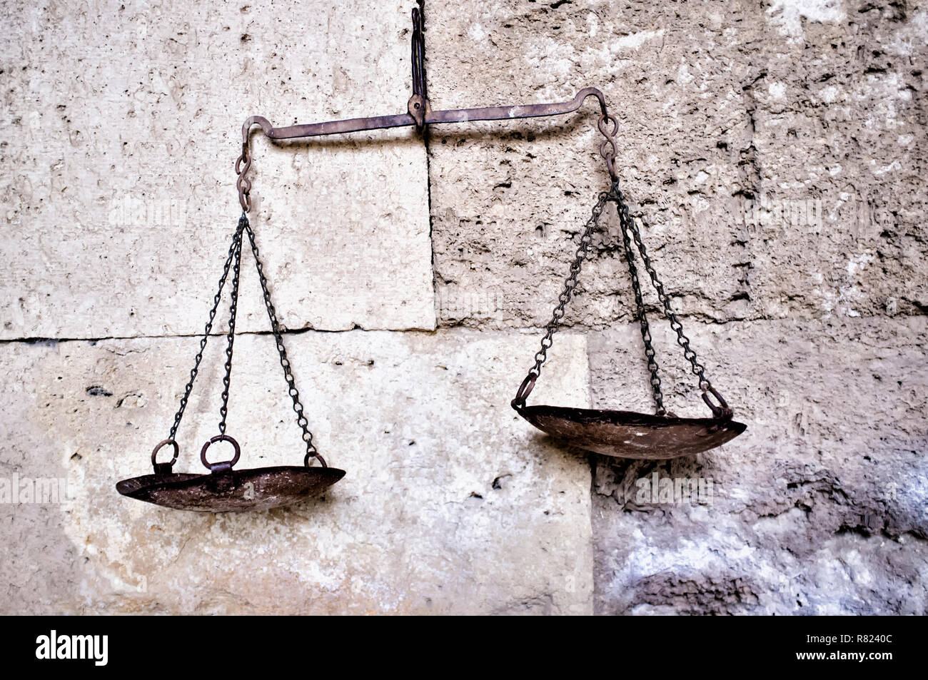 Ancient scales hi-res stock photography and images - Alamy