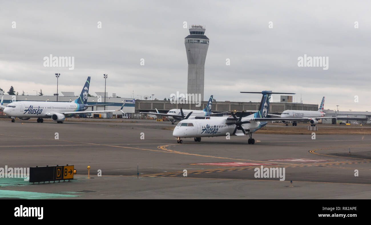 Commercial Jetliner on runway, Seatac International Airport, Seattle ...
