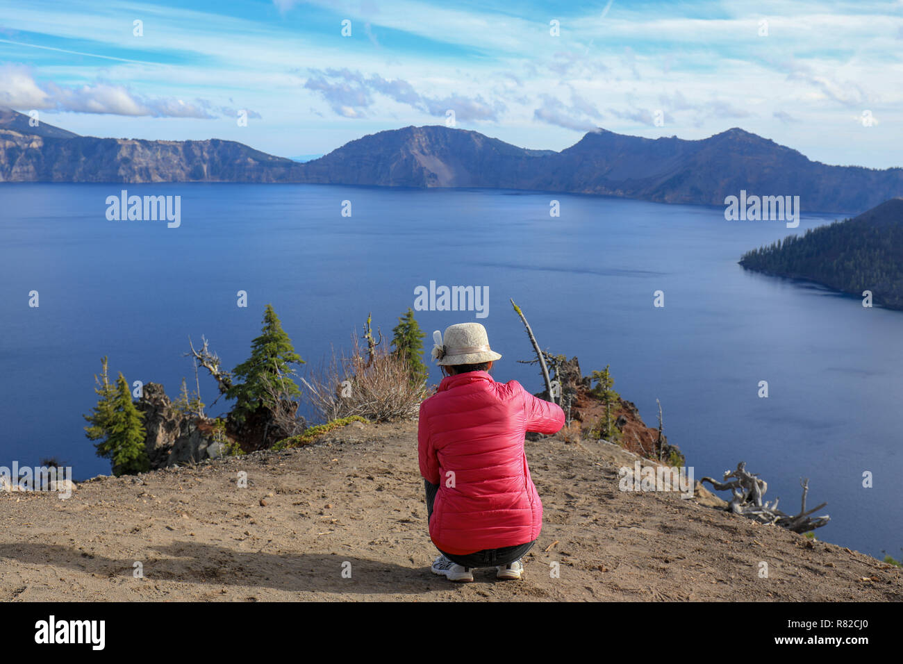 Panoramic view of Crater Lake National Park, Oregon, USA Stock Photo ...