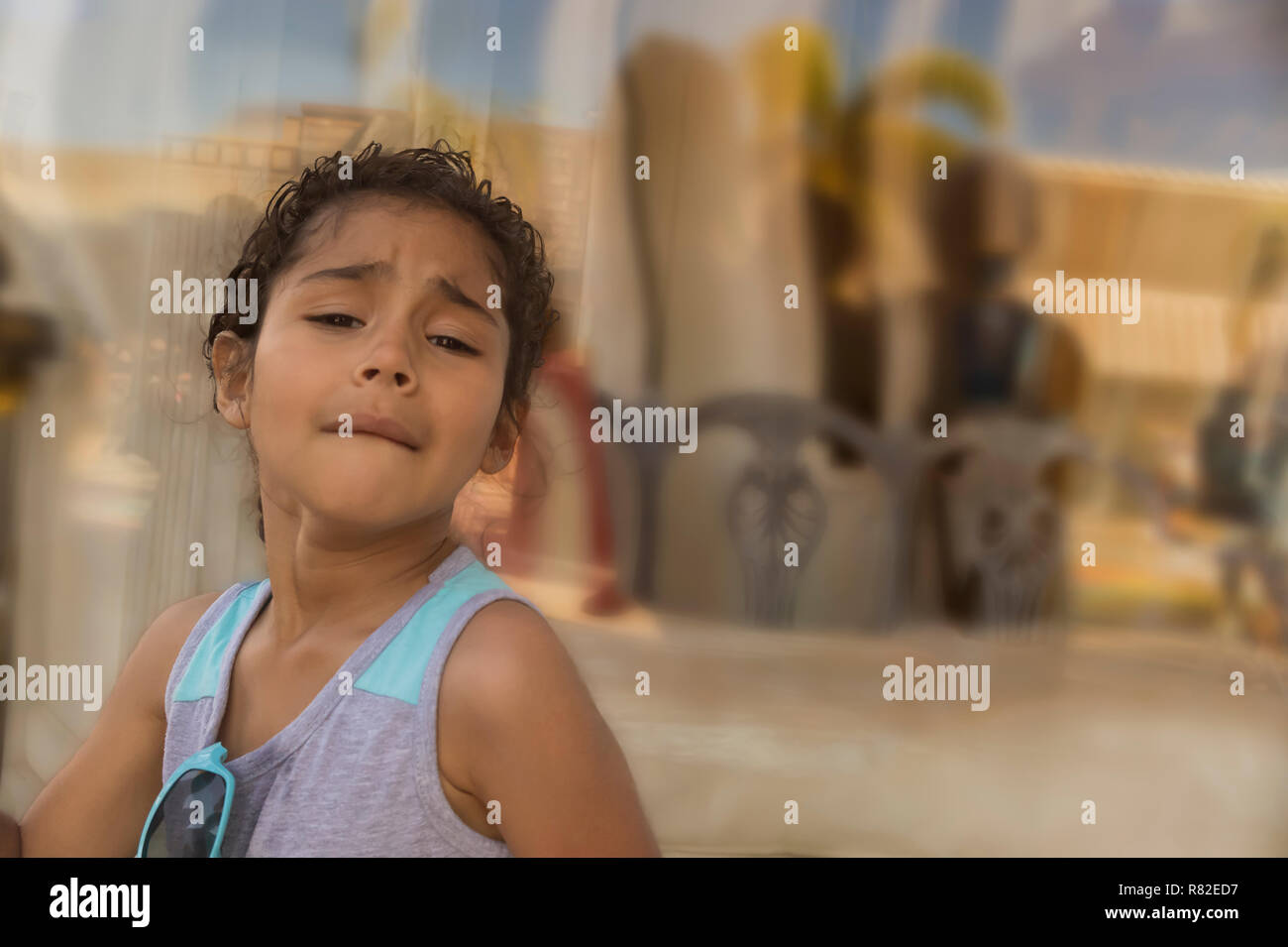 Distressed child hi-res stock photography and images - Alamy