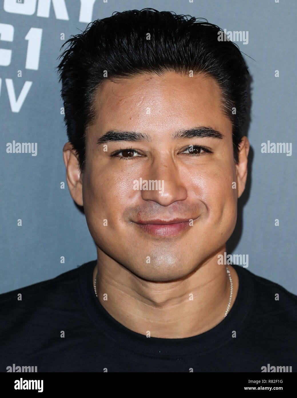 LOS ANGELES, CA, USA - DECEMBER 01: Mario Lopez at the Showtime PPV ...