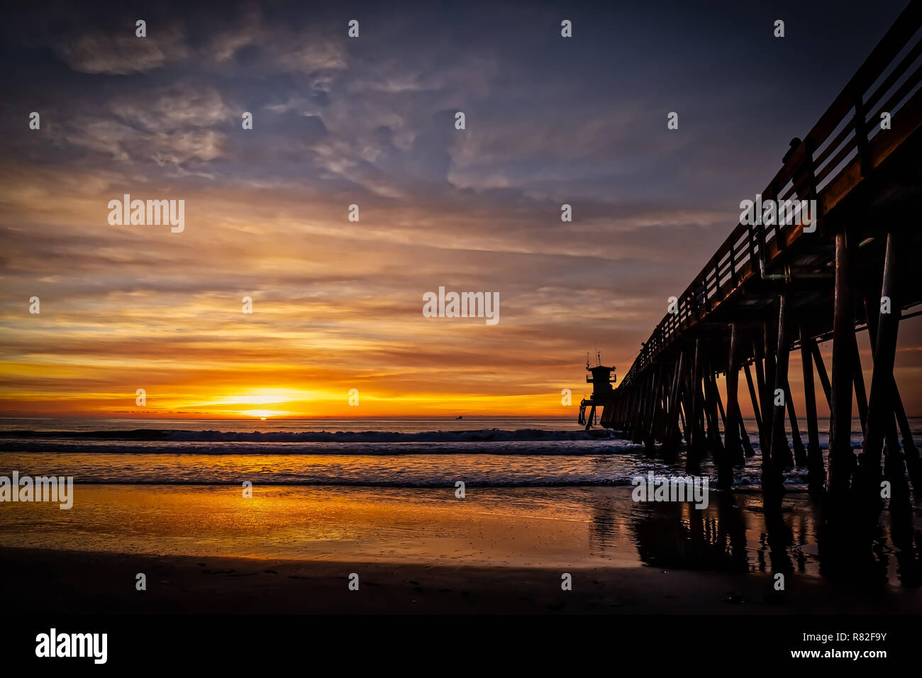 California coast sunset evening hi-res stock photography and images - Alamy