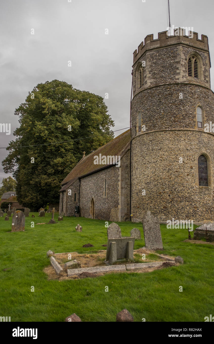 Just another amazing close to Lambourn Church in UK Stock Photo - Alamy