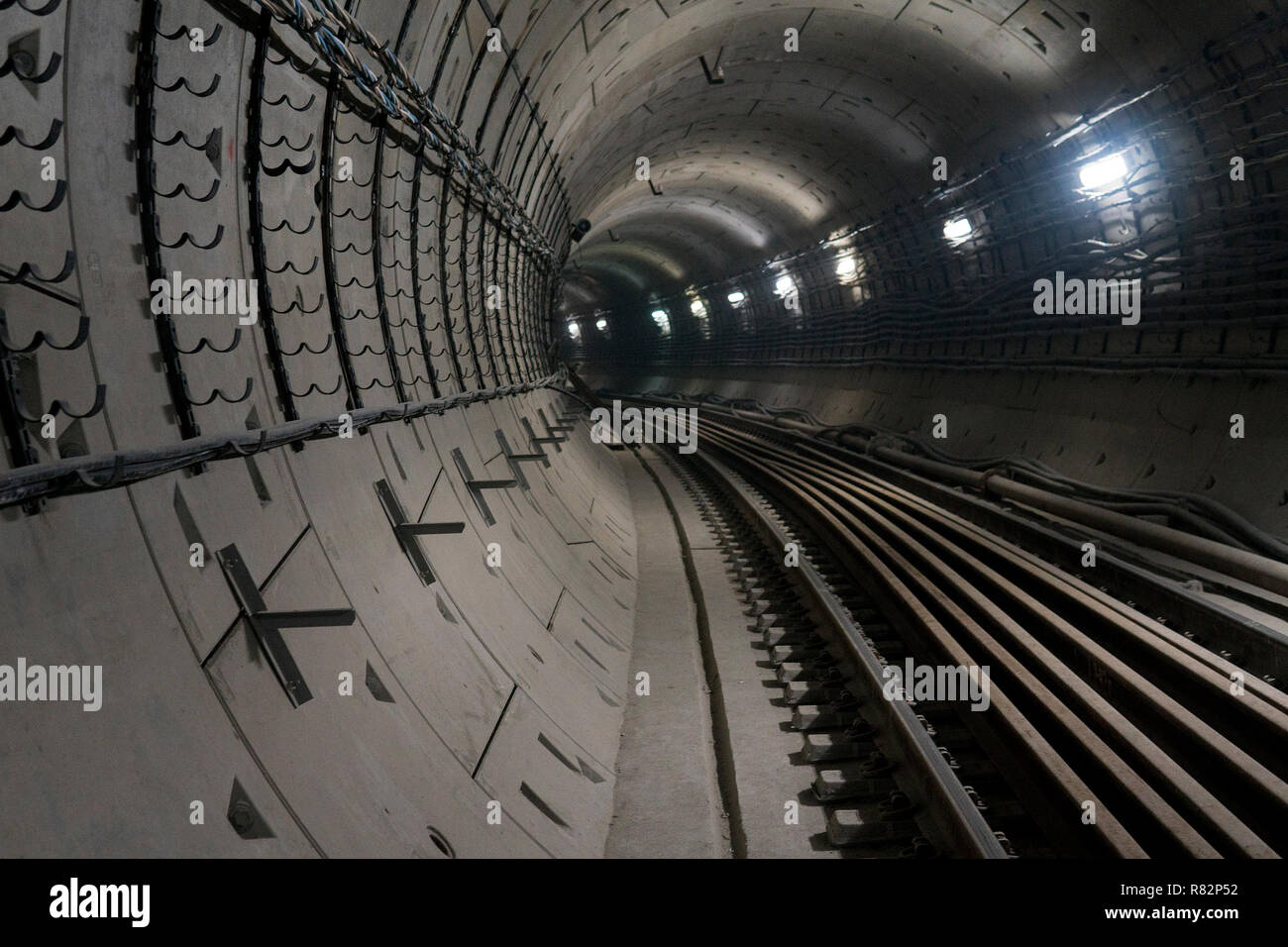 Cable Tunnel Stock Photos & Cable Tunnel Stock Images - Alamy