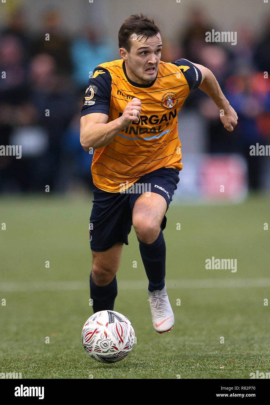 Slough Town's Warren Harris Stock Photo - Alamy