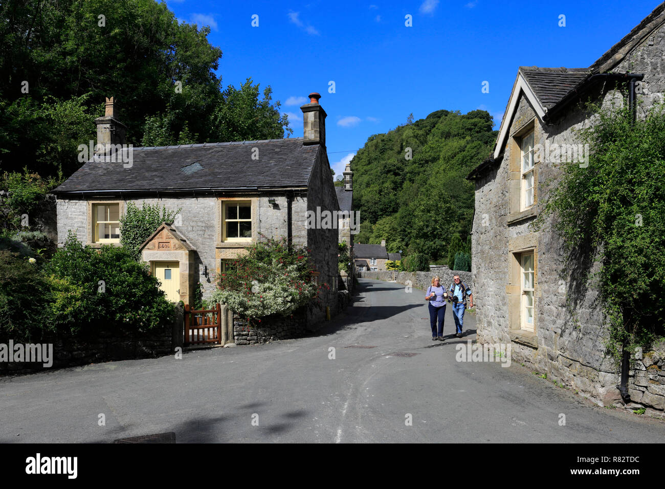 Summer view over Milldale village, Upper Dove valley, Peak District ...