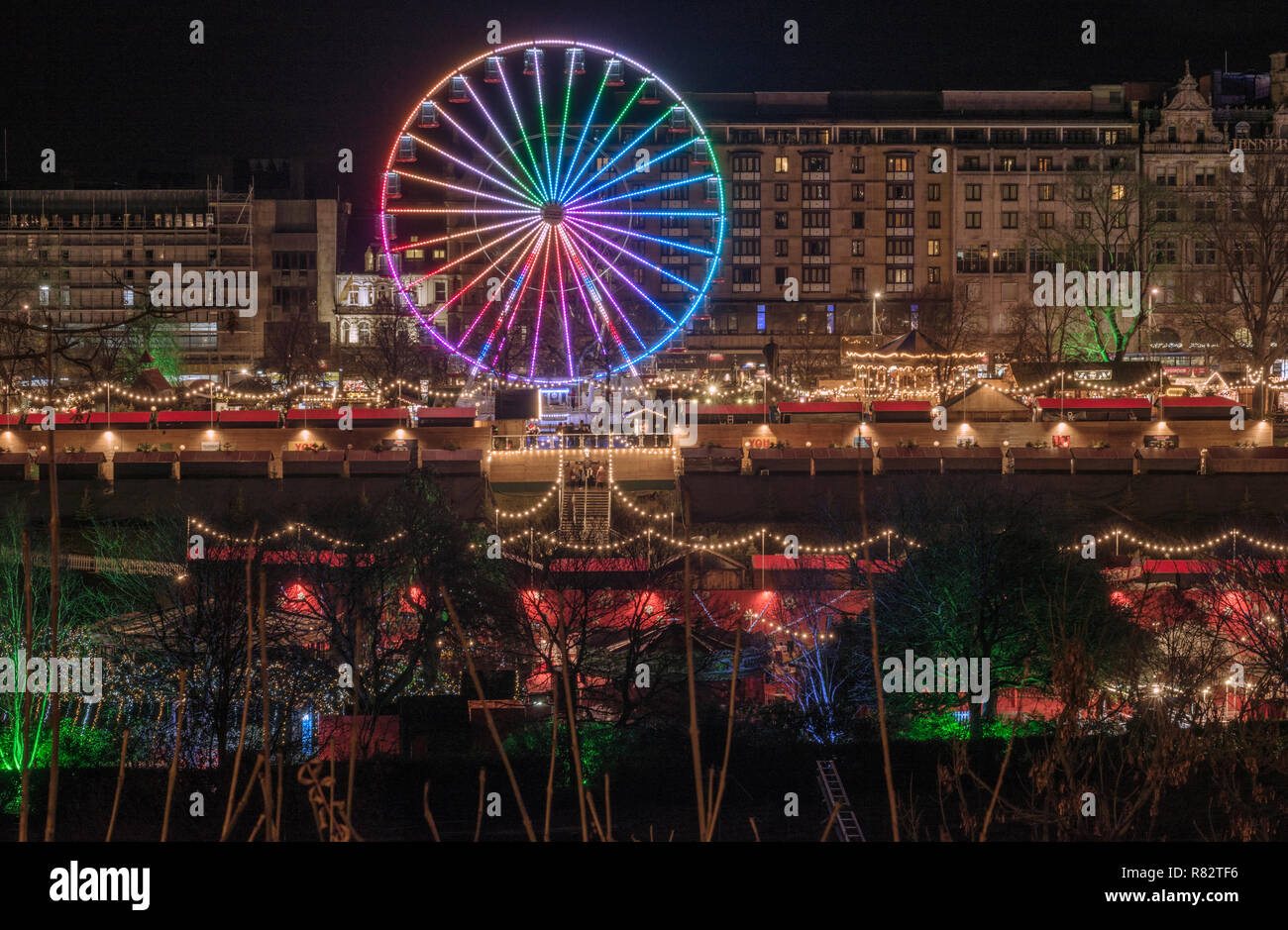 Edinburgh christmas markets hi-res stock photography and images - Alamy