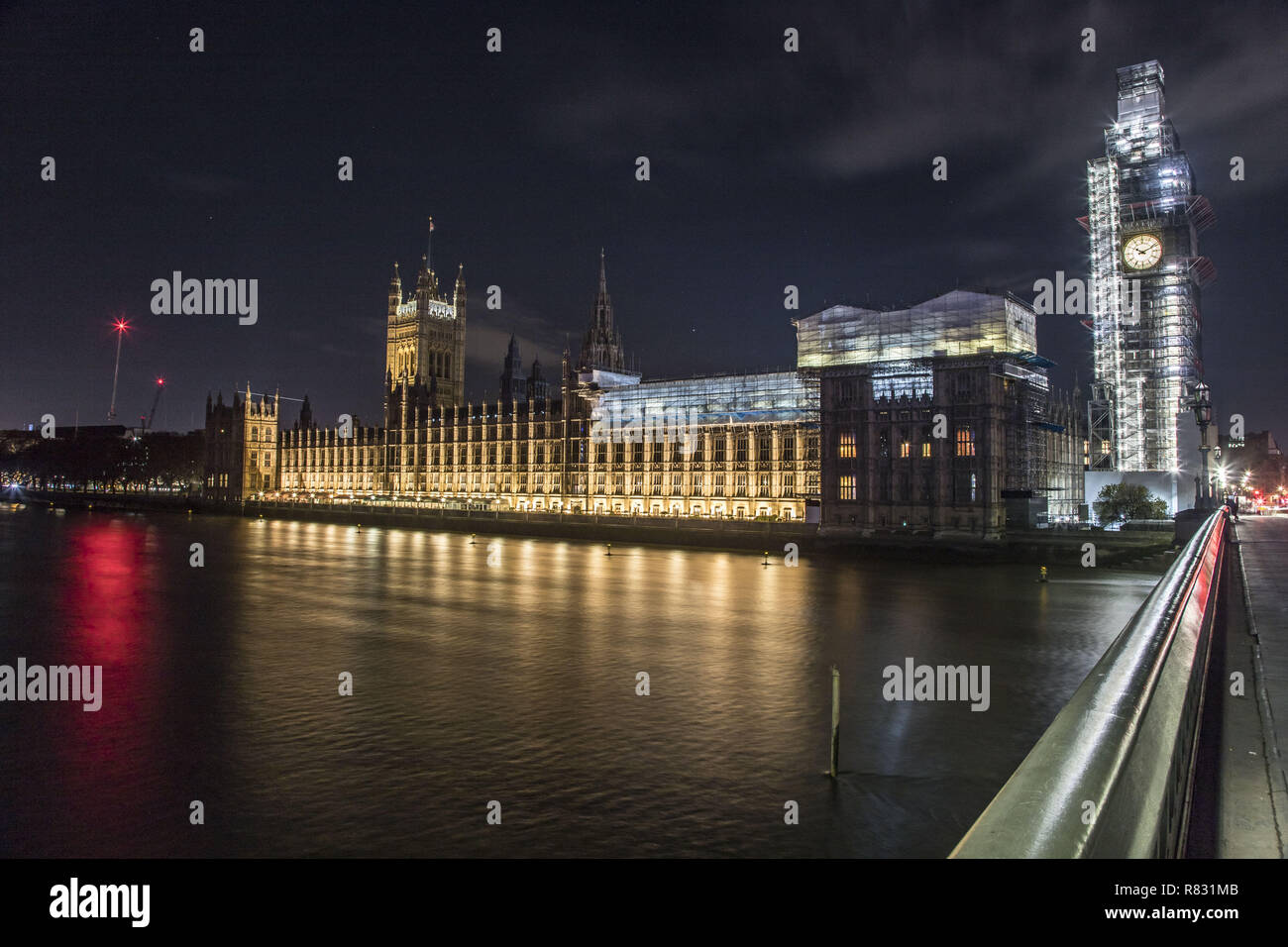 Palace of westminster inside hi-res stock photography and images - Alamy