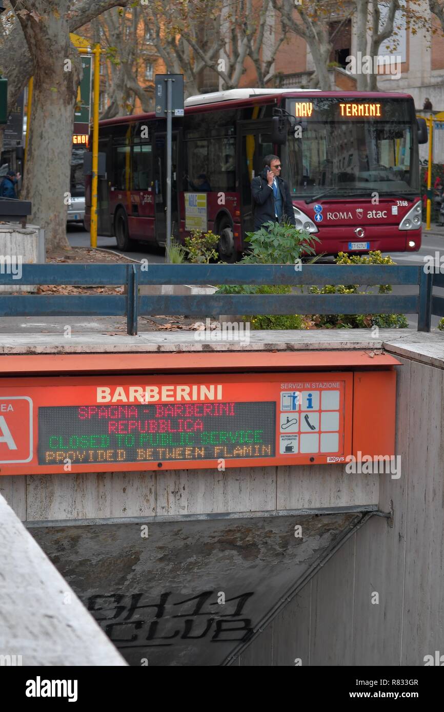 stazione metro Barberini Stock Photo - Alamy