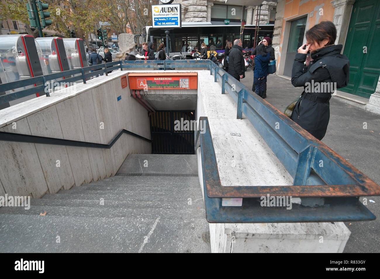 stazione metro Barberini Stock Photo - Alamy