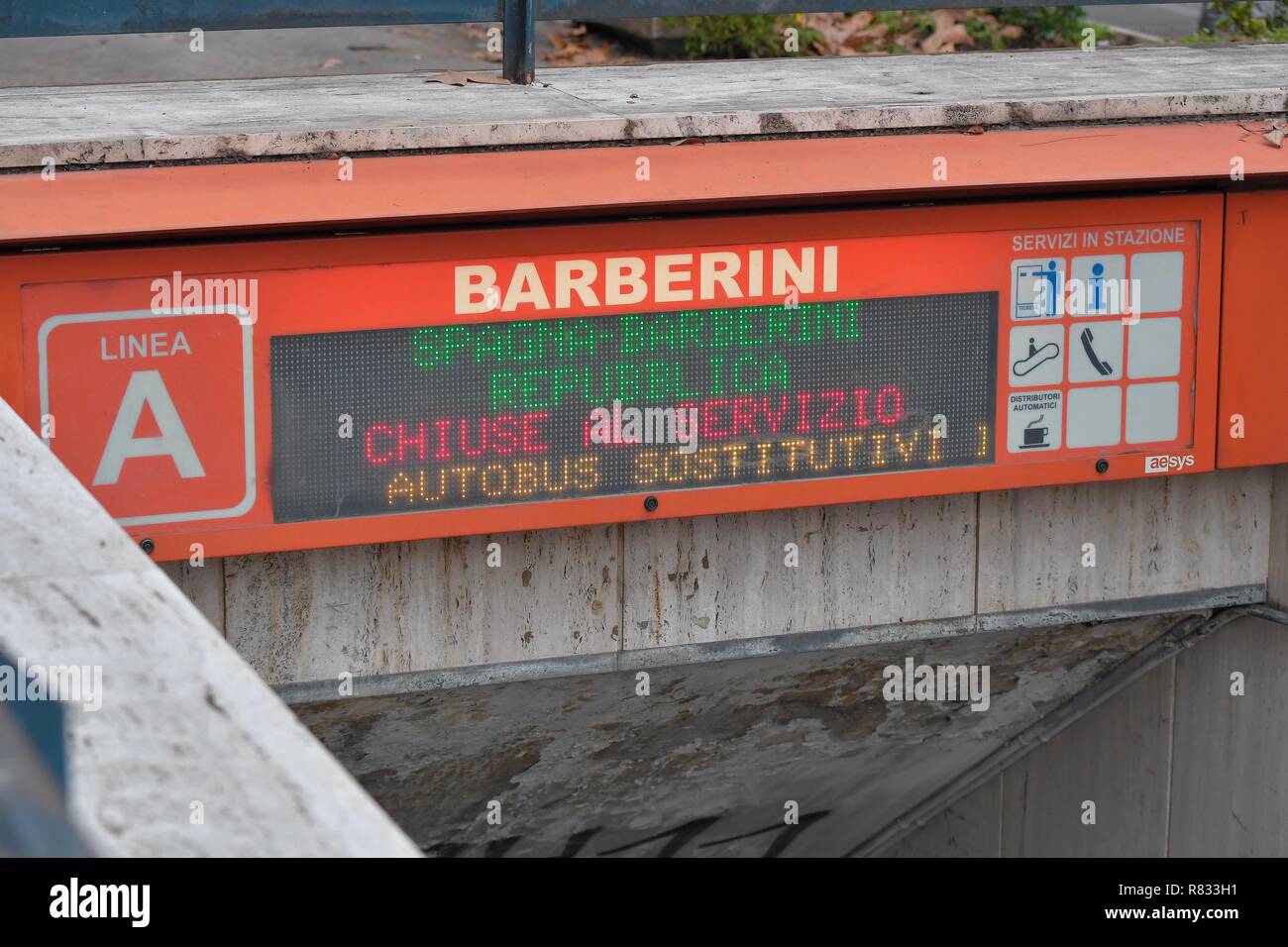 stazione metro Barberini Stock Photo - Alamy