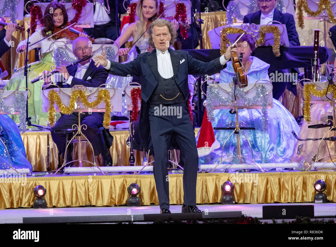 Andre rieu stradivarius hi-res stock photography and images - Alamy