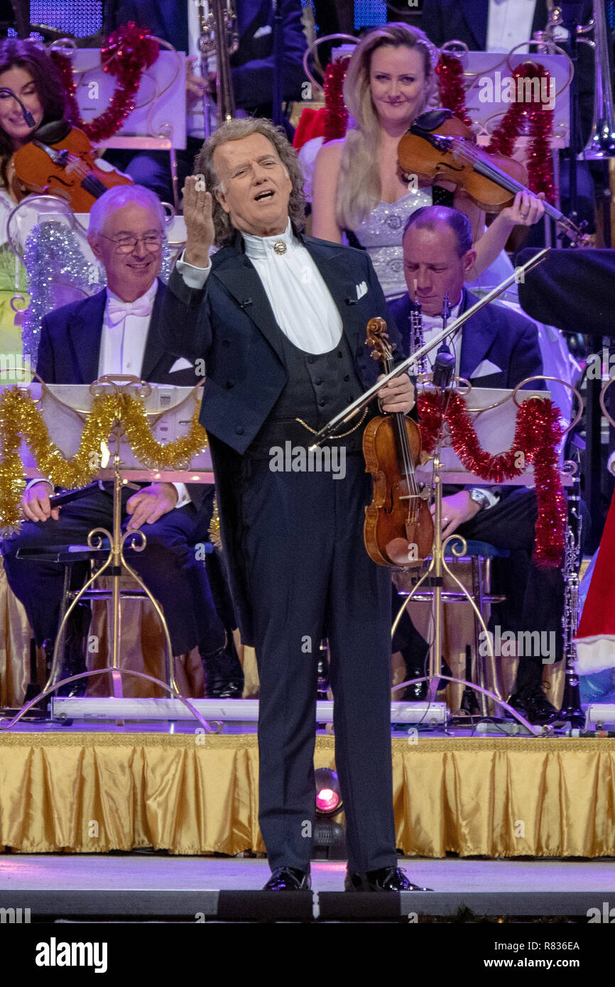 Andre rieu stradivarius hi-res stock photography and images - Alamy
