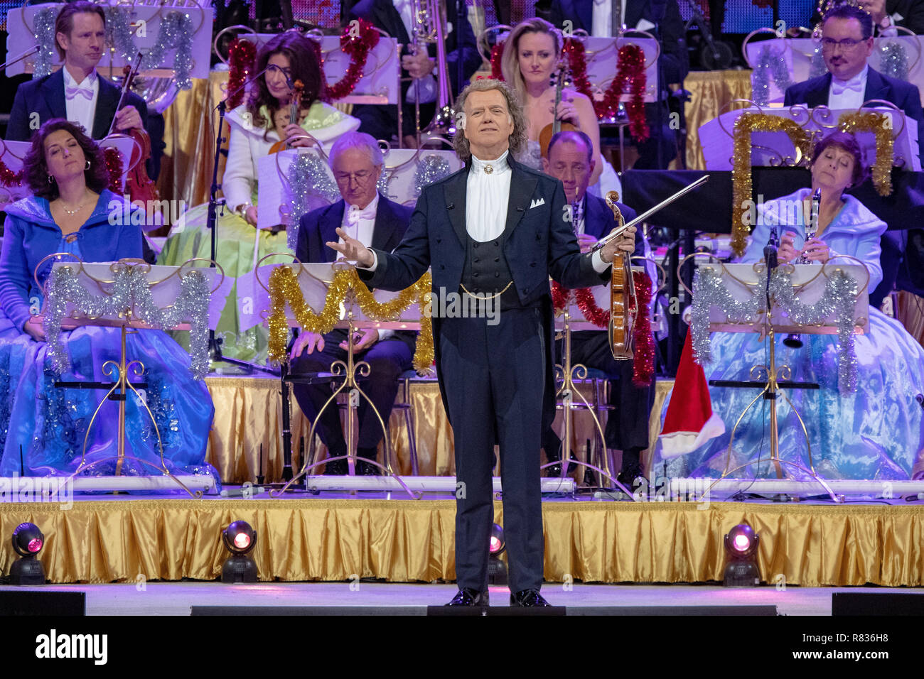 Andre rieu stradivarius hi-res stock photography and images - Alamy