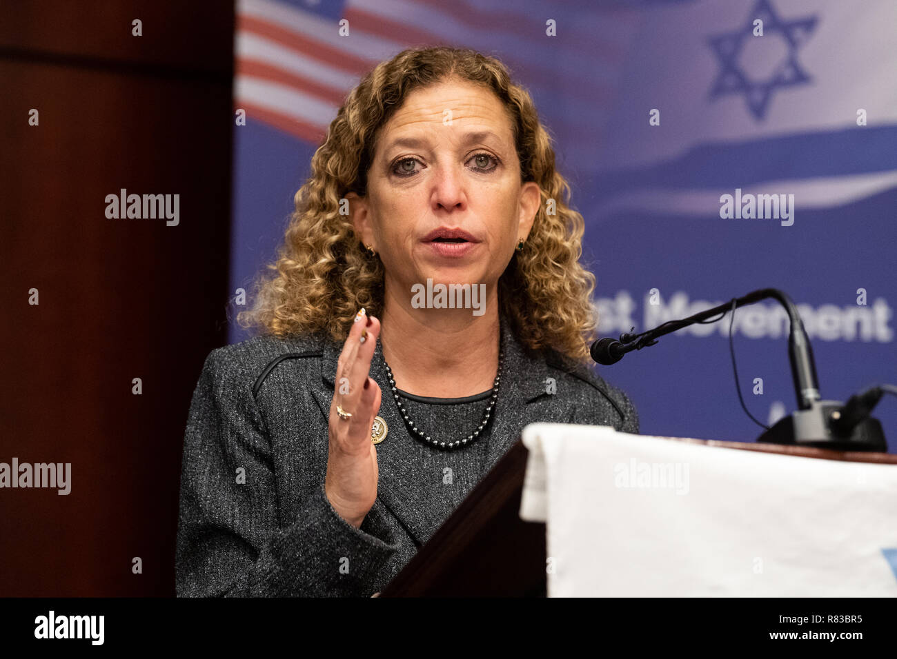 Debbie wasserman schultz hi-res stock photography and images - Alamy