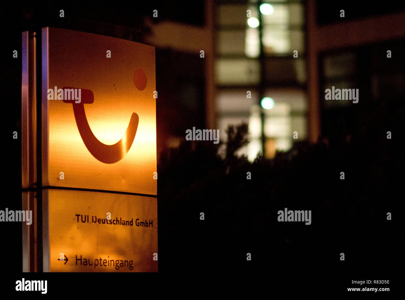 Tui cruises logo hi-res stock photography and images - Alamy