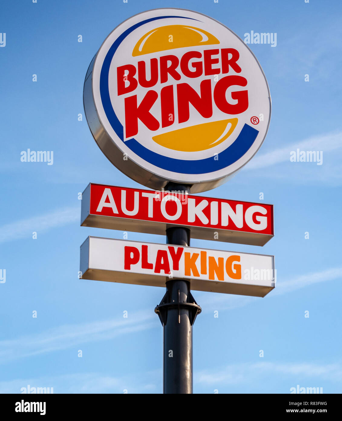 Burger king crown hi-res stock photography and images - Alamy
