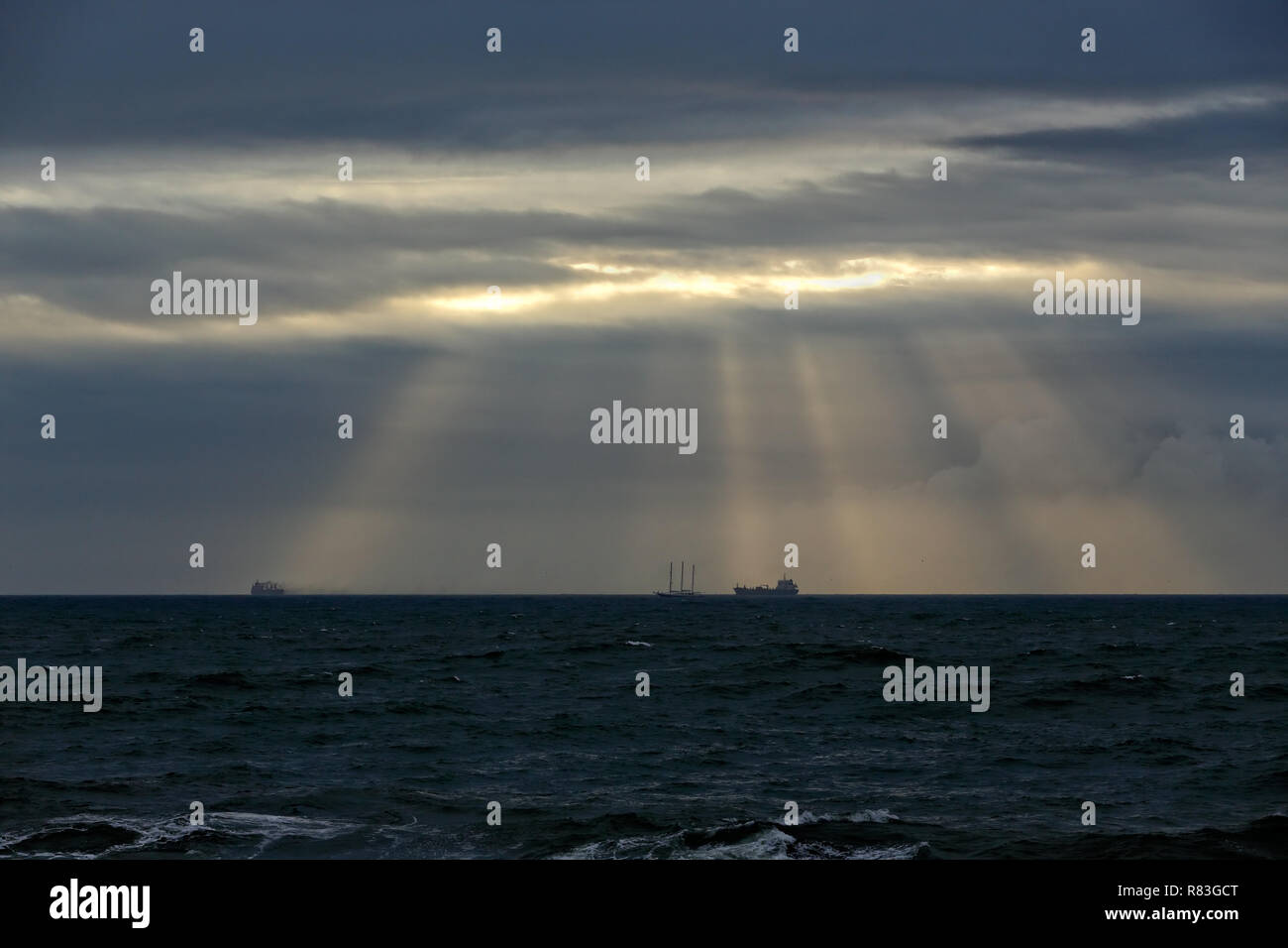 Autumn seascape dramatic hi-res stock photography and images - Alamy