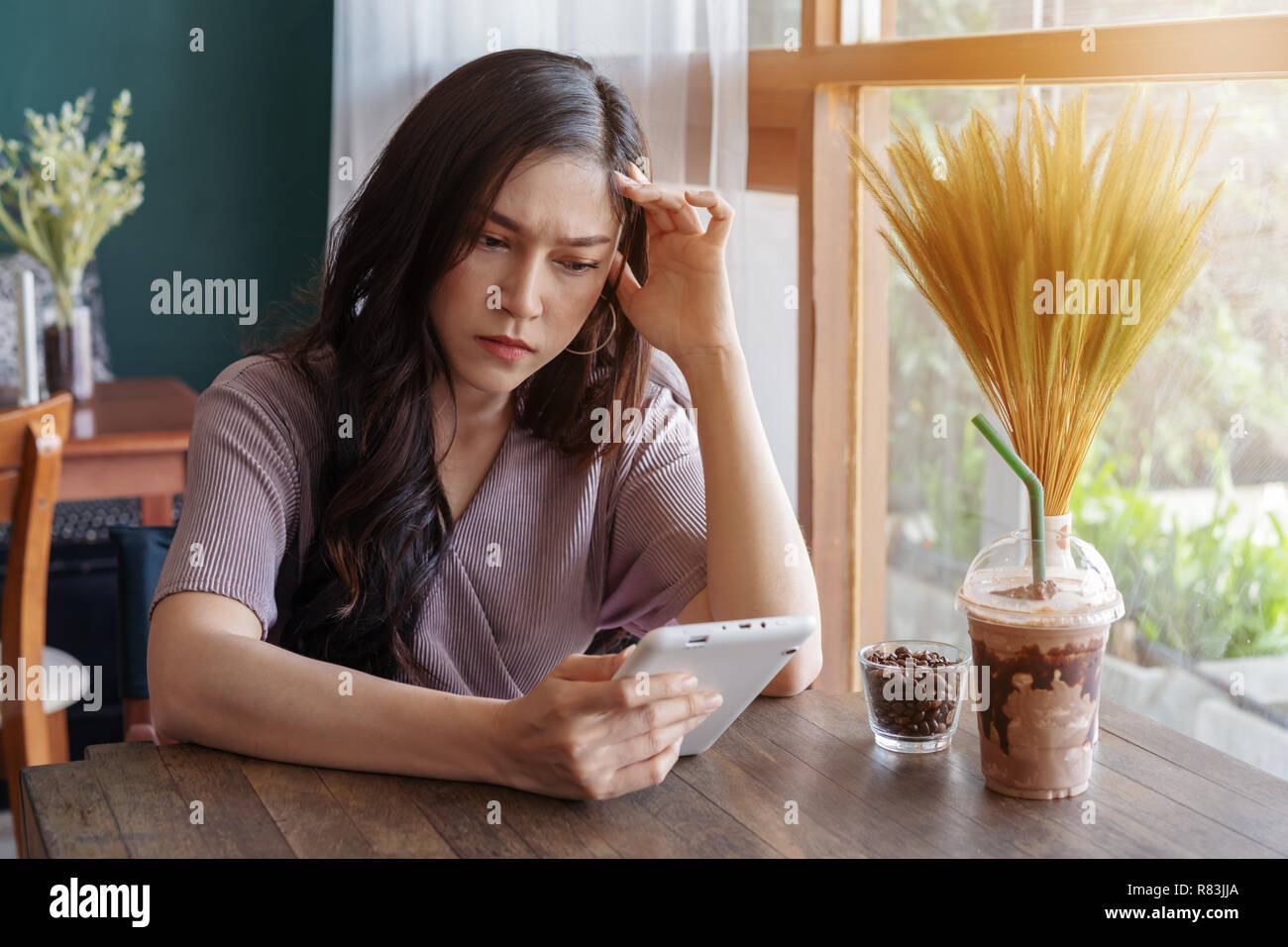 Coffee shop worker stressed High Resolution Stock Photography and ...