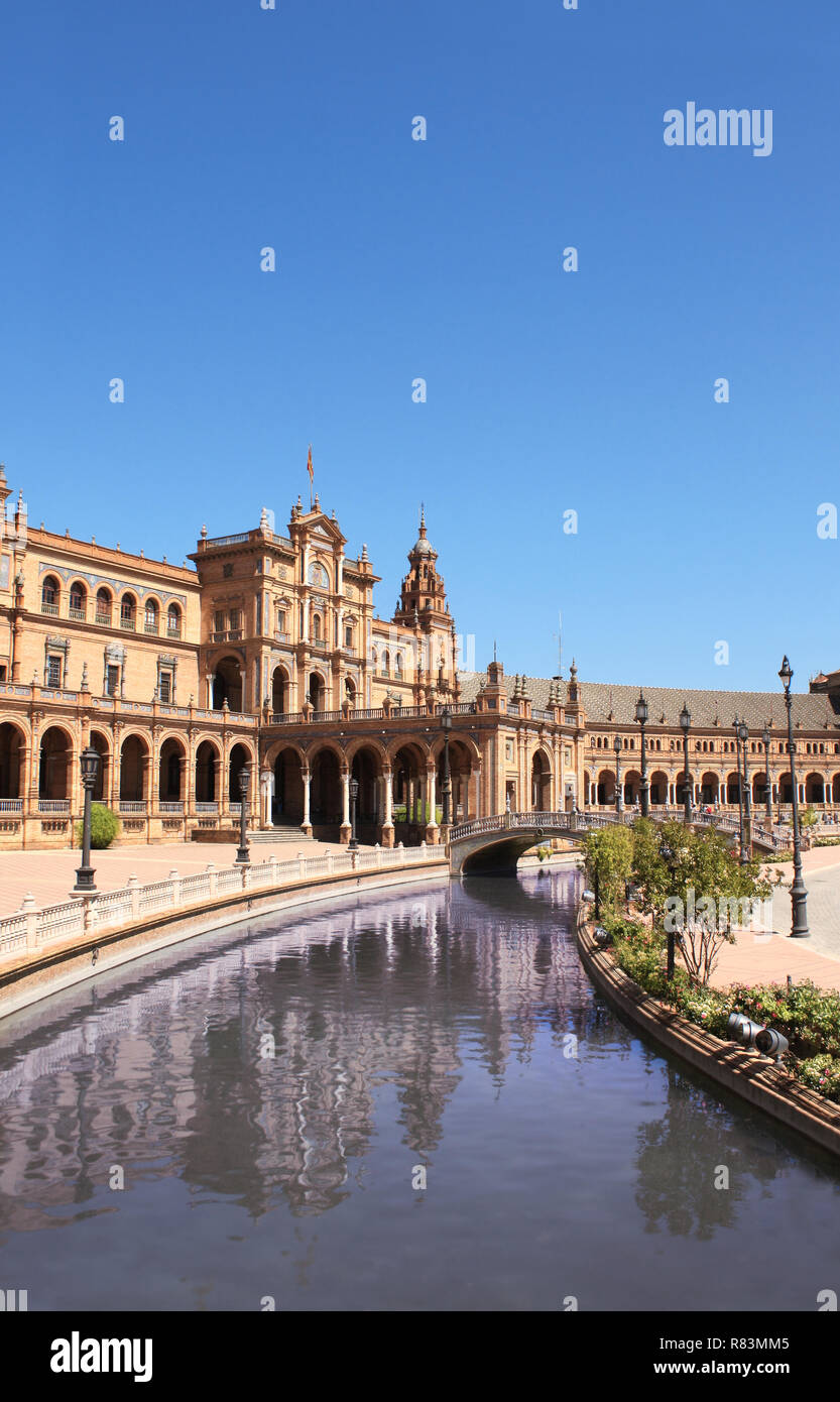 Español sevilla hi-res stock photography and images - Alamy