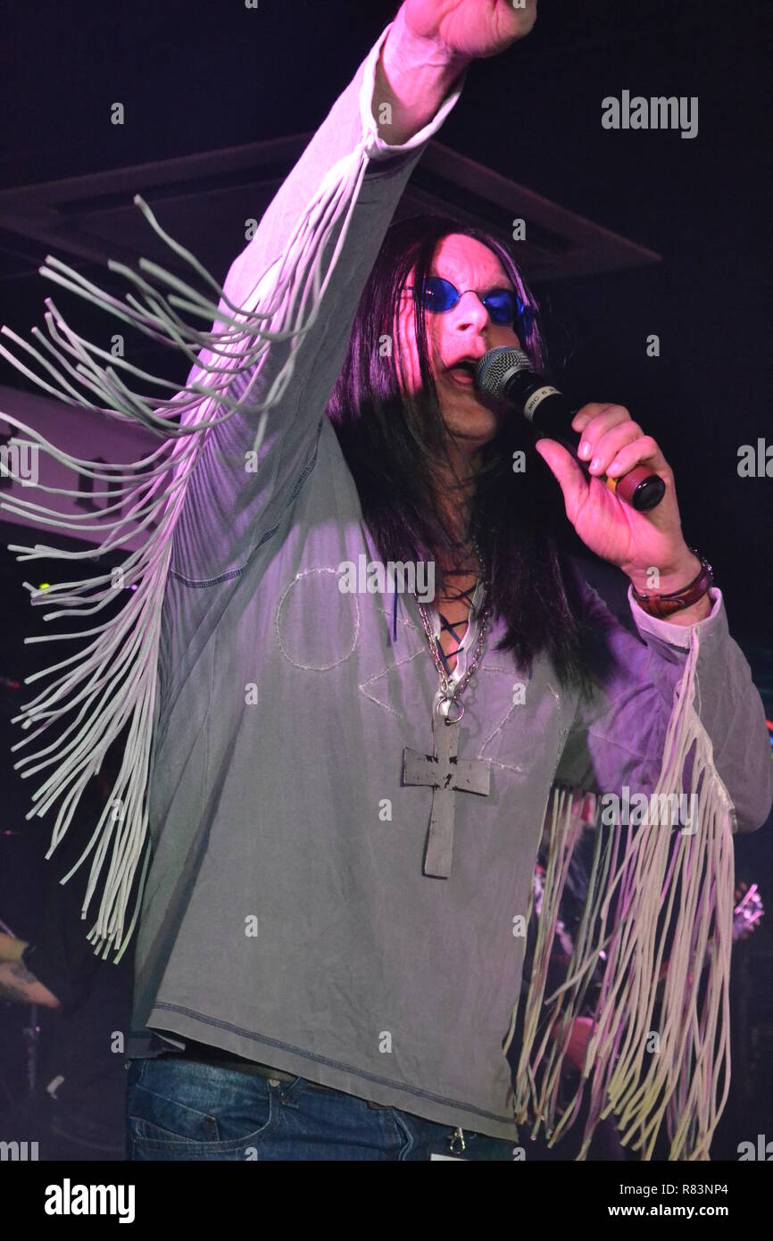 1960s rock band hi-res stock photography and images - Alamy