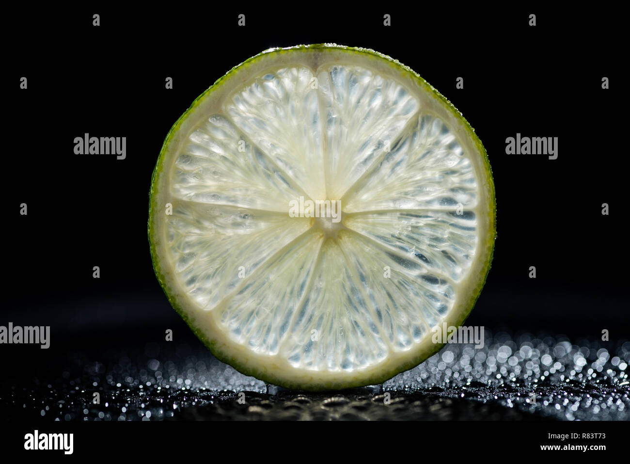 Lime slice backlit hi-res stock photography and images - Alamy