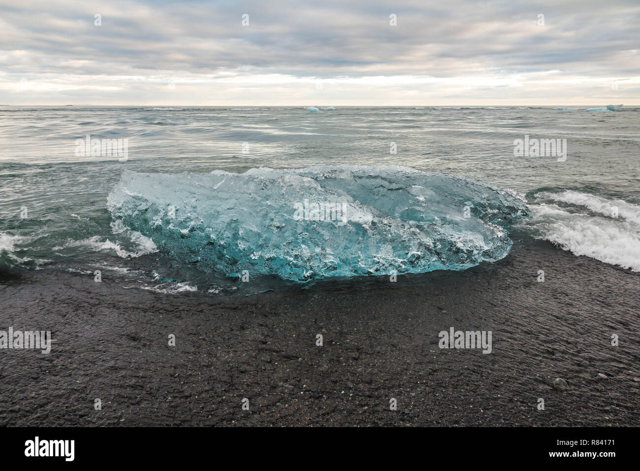 Icebergs on the shore of diamond beach in iceland Stock Photo - Alamy