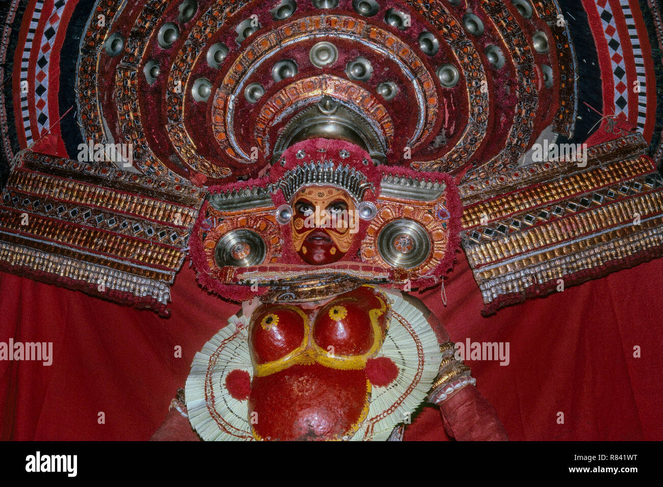 Theyam art hi-res stock photography and images - Alamy