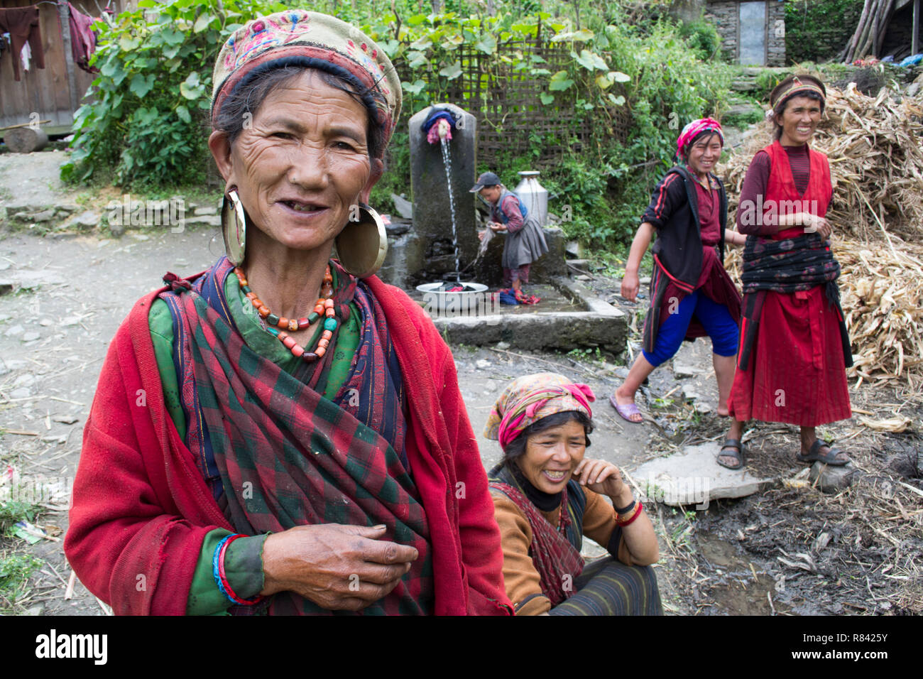 Gatlang village people hi-res stock photography and images - Alamy