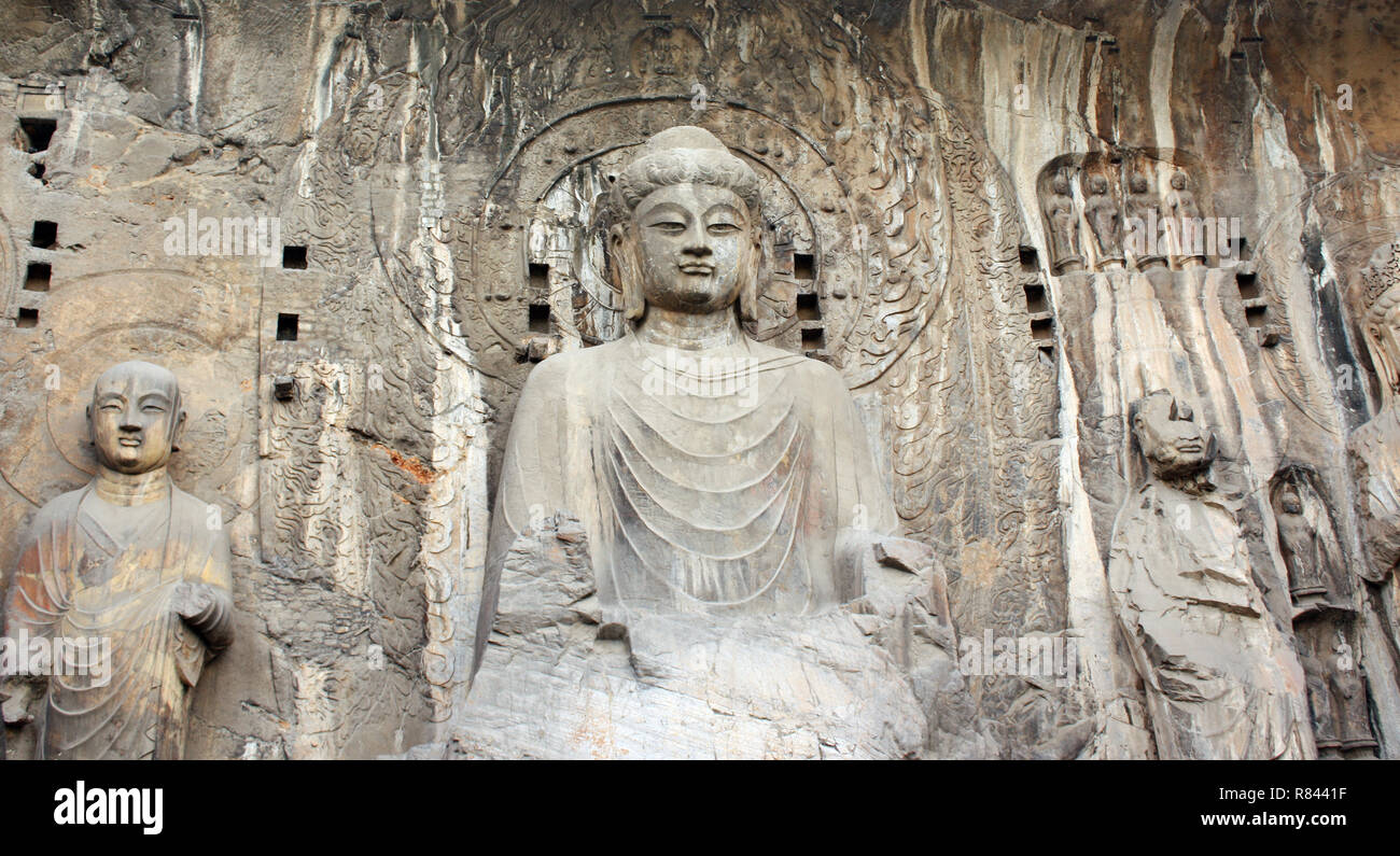 Longmen Grottoes with Buddha's statue, Luoyang, China Stock Photo - Alamy