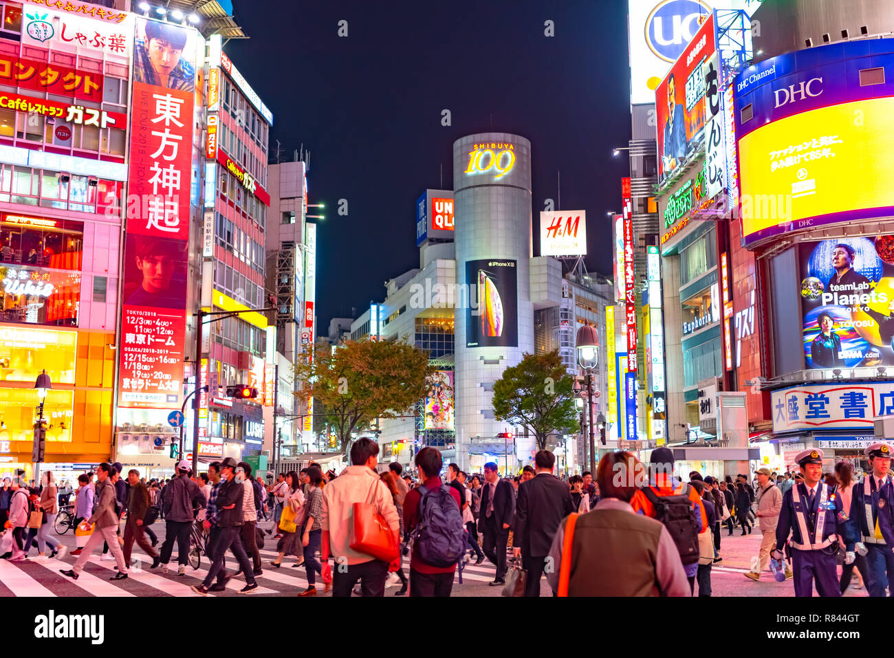 Pedestrians crosswalk at Shibuya district in Tokyo, Japan. Shibuya ...