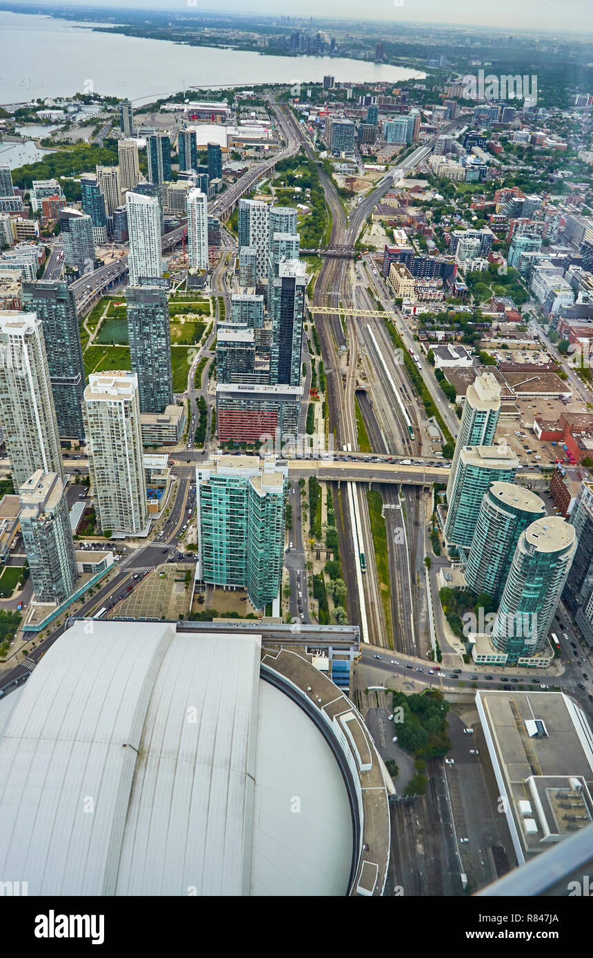 Breathtaking aerial view of Toronto downtown from the high altitude ...