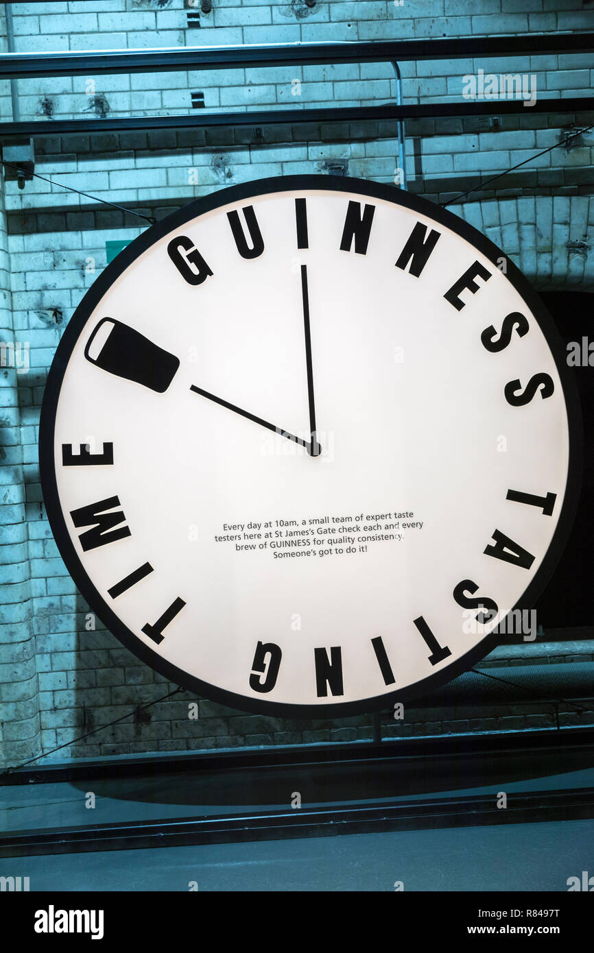 Guinness clock hi-res stock photography and images - Alamy