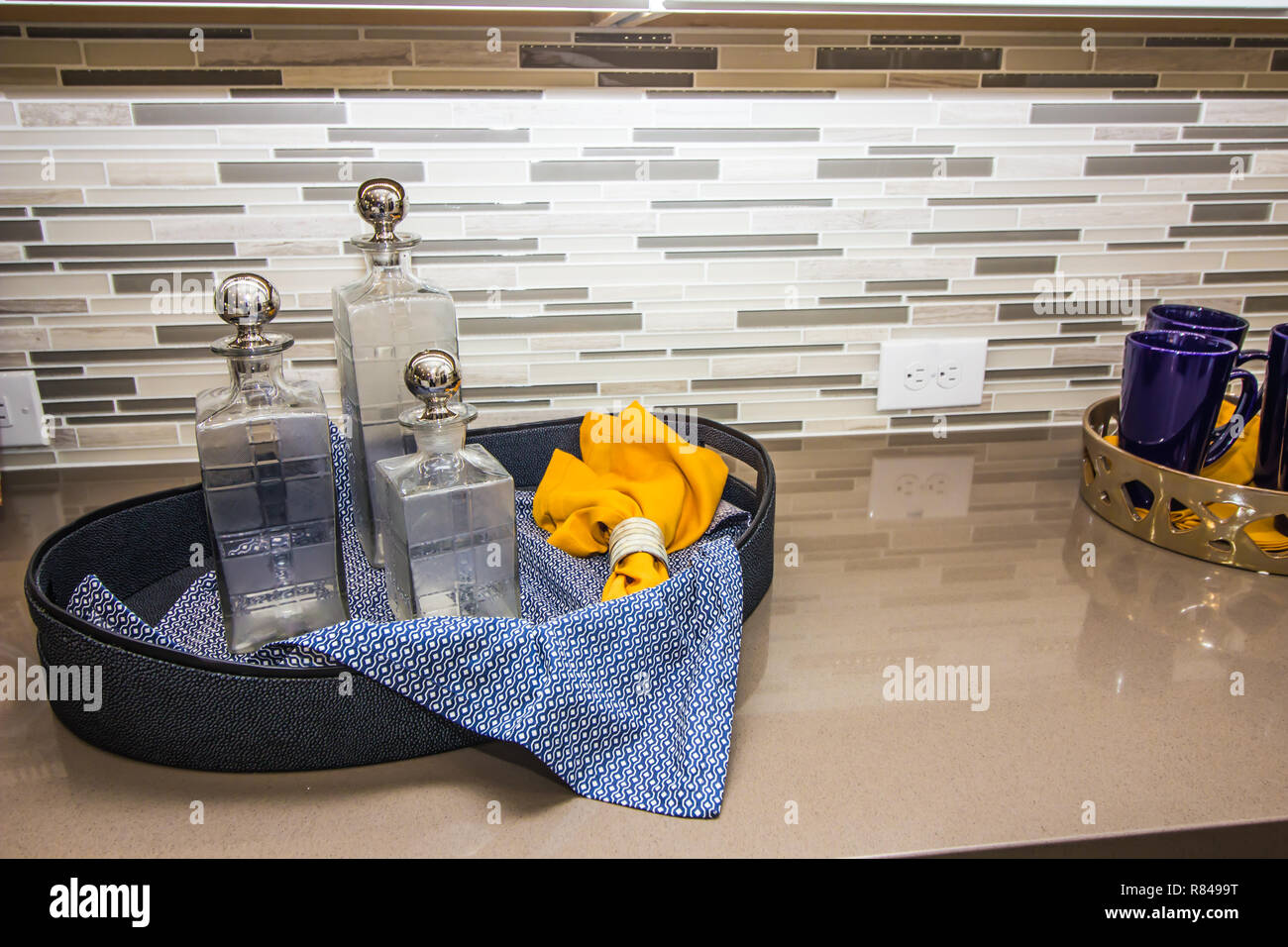 Three glass decanters hi-res stock photography and images - Alamy