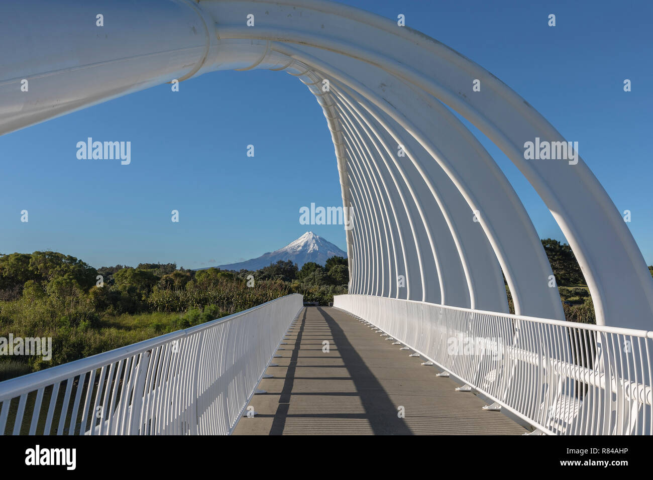 Mount Taranaki, Te Rewa Rewa Bridge, New Plymouth, North Island, New ...