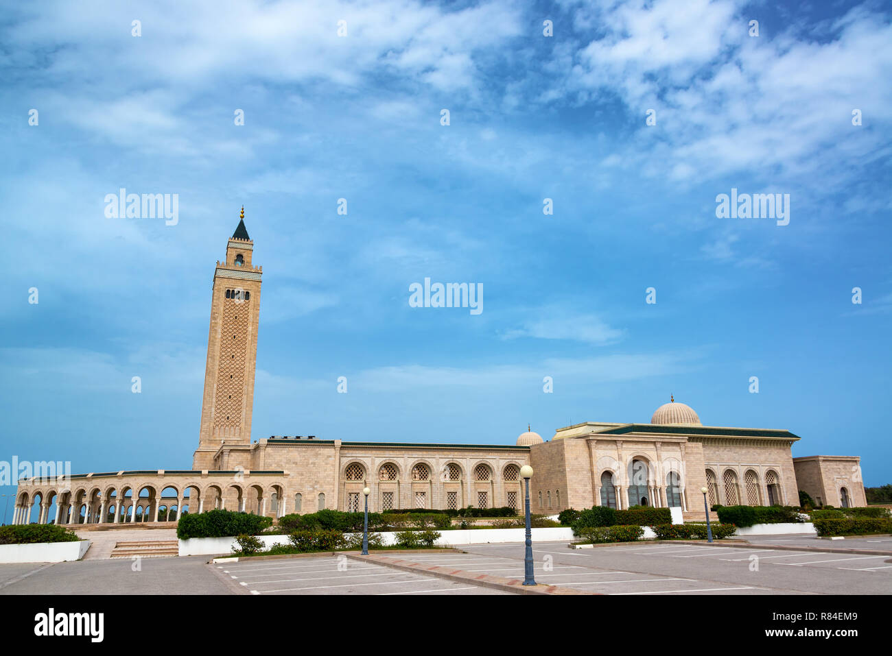 View of Malik Ibn Anas Mosque in Carthage, Tunisia Stock Photo - Alamy