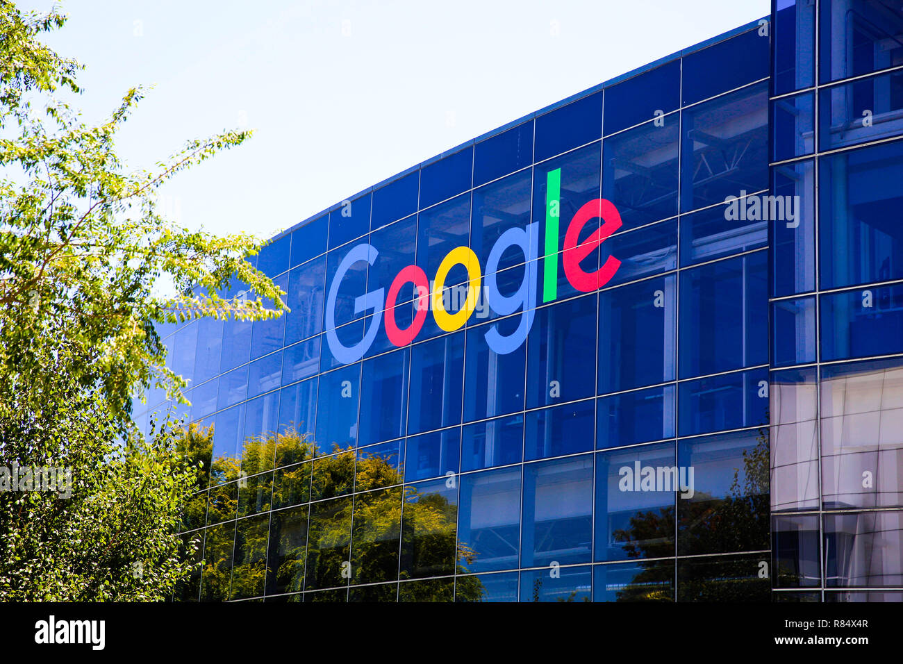 Mountain View, CA/USA - May 21, 2018: Exterior view of a Googleplex ...