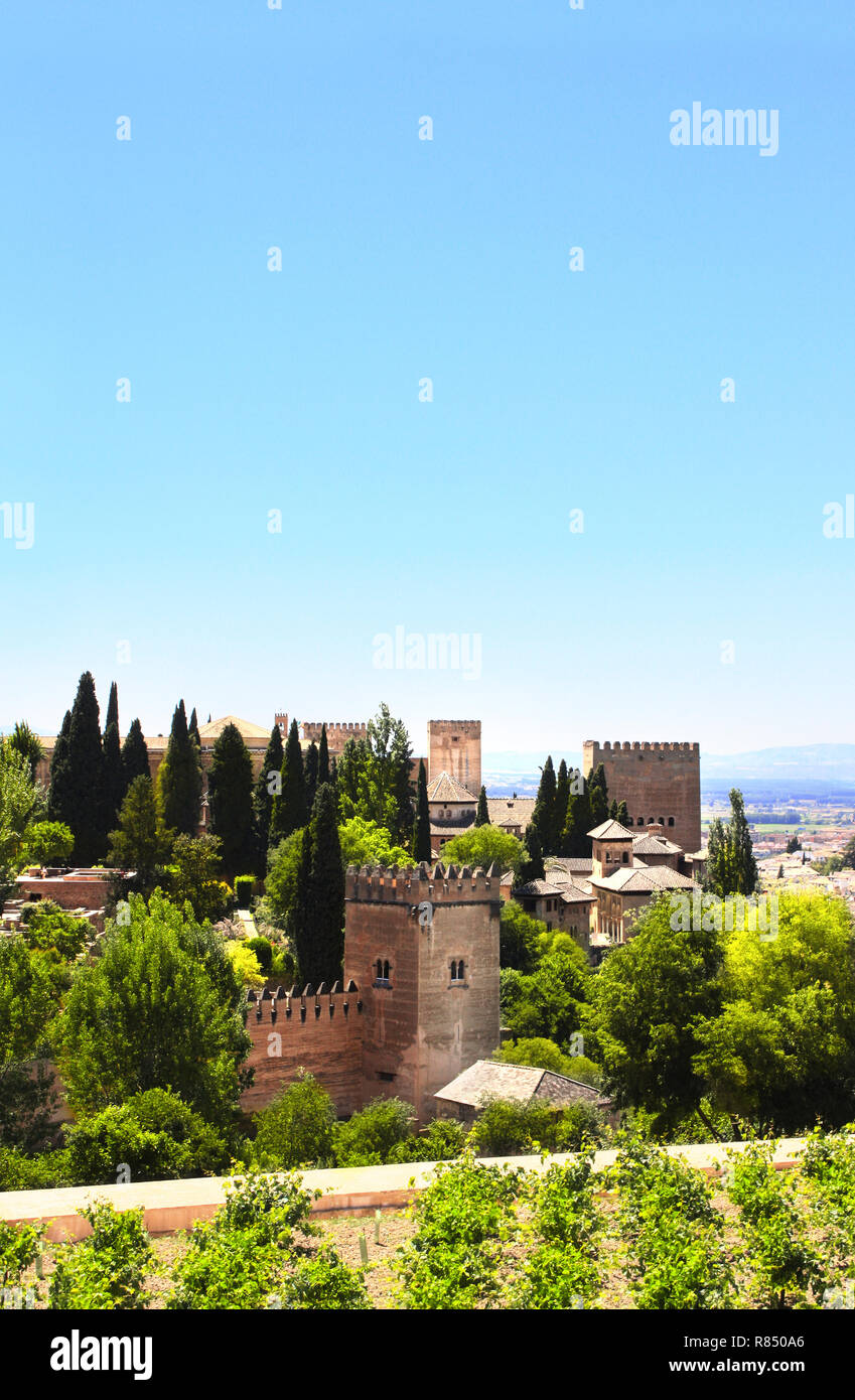 Famous Alhambra Castle, Granada, Spain Stock Photo - Alamy