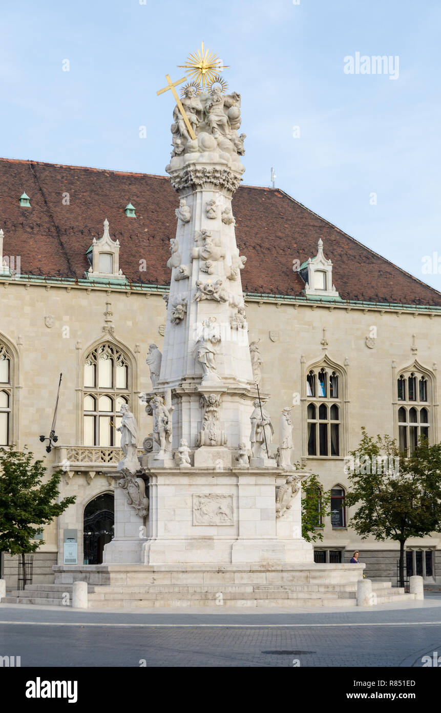 Holy Trinity Statue (plague column), Castle hill, Budapest, Hungary ...
