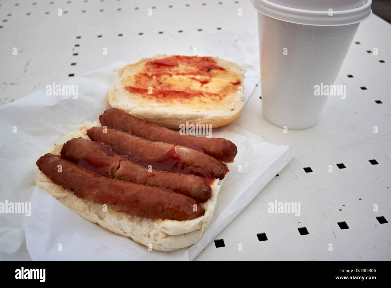 british sausage bamp bap typical cheap workers breakfast merseyside ...
