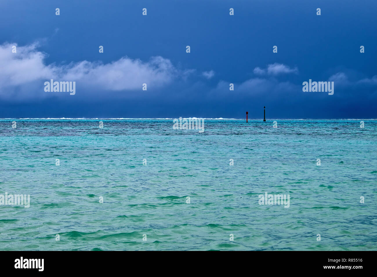 Mo'orea french polynesia coco beach hi-res stock photography and images ...