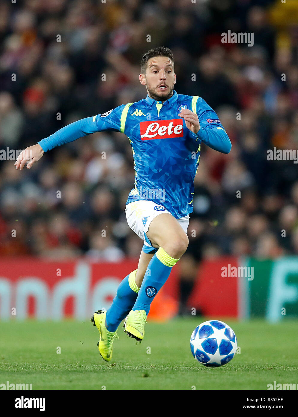 Dries mertens champions league hi-res stock photography and images - Alamy