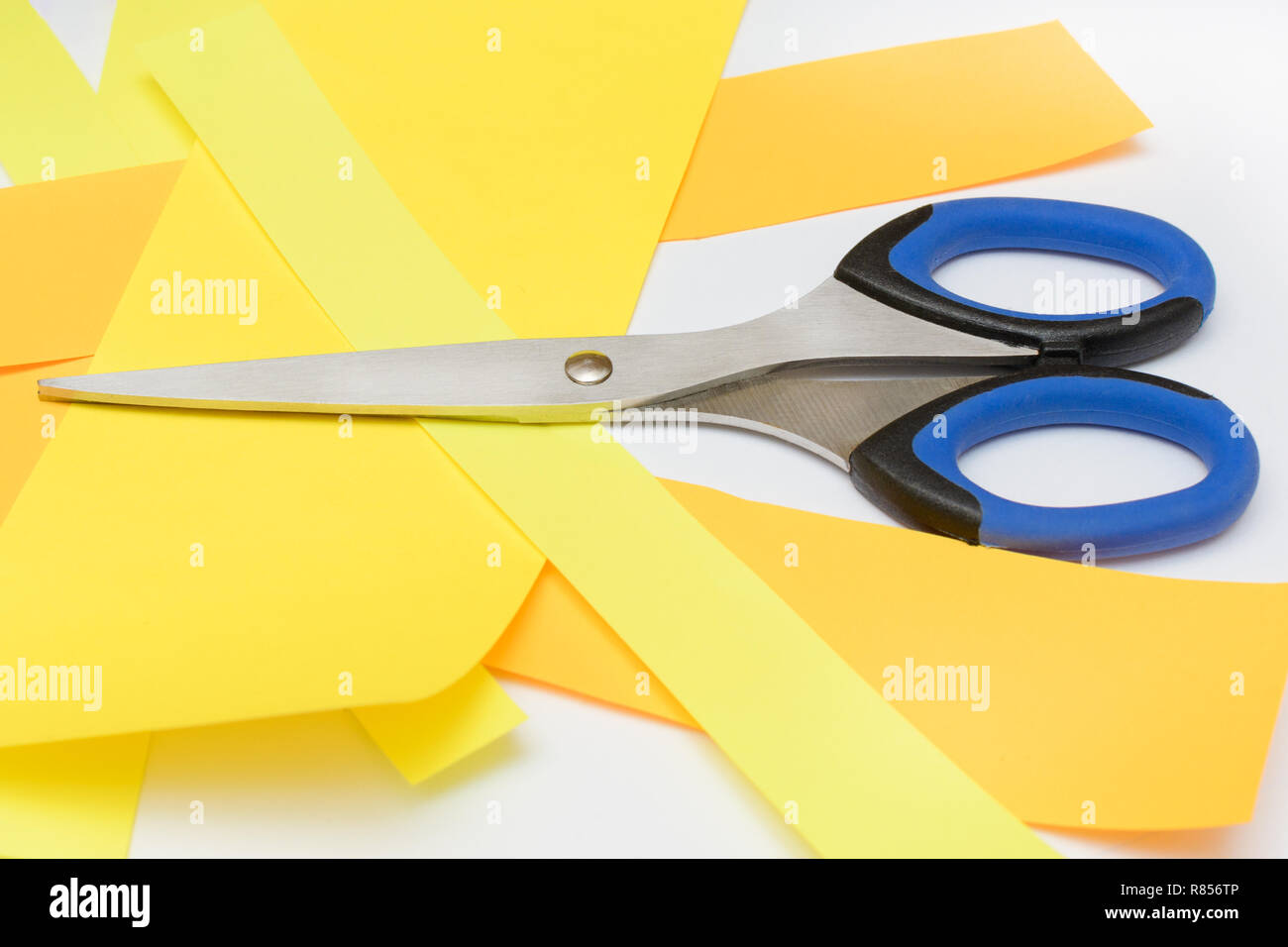 Child sheets paper hi-res stock photography and images - Alamy