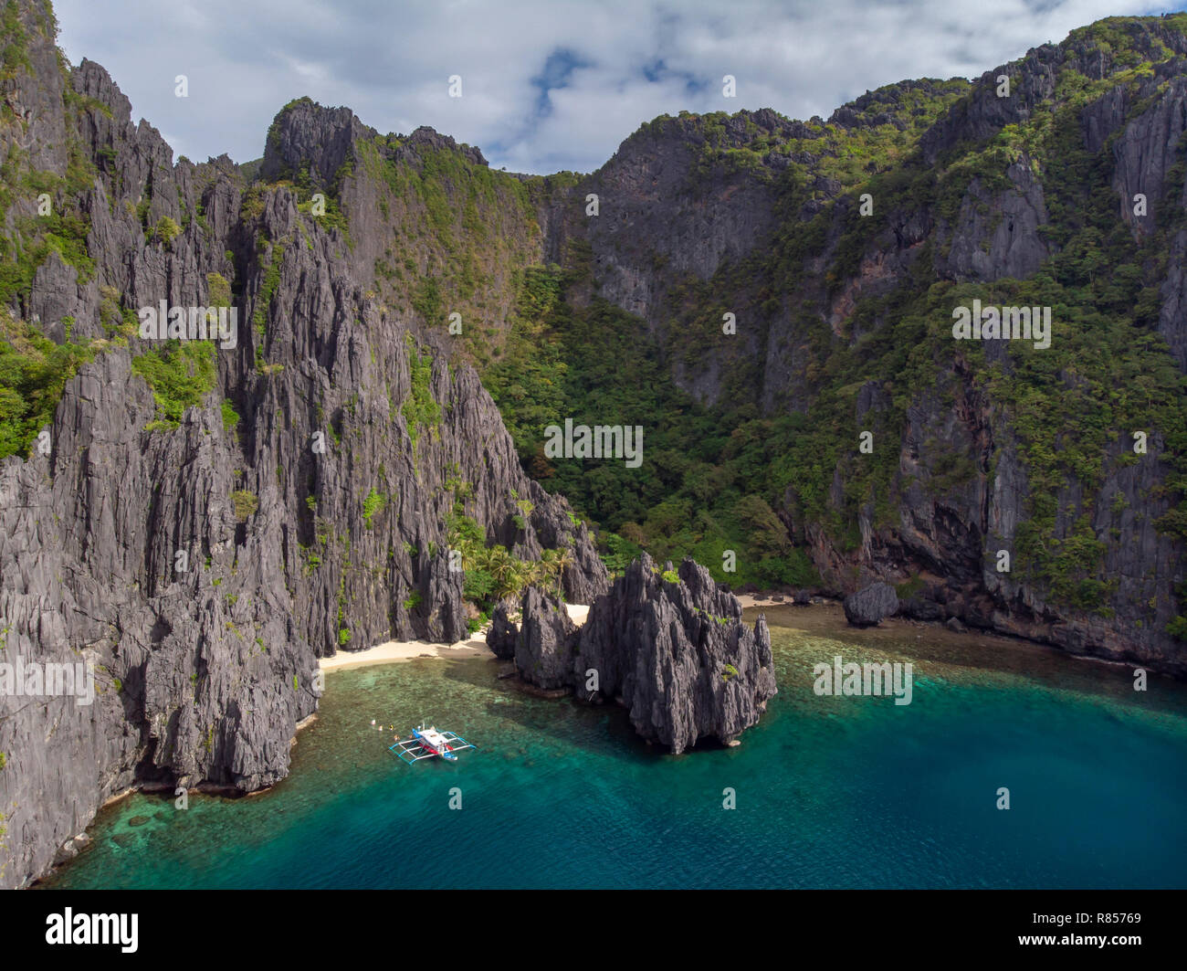 Bacuit archipelago the philippines hi-res stock photography and images ...